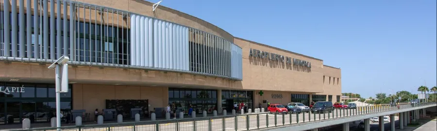 Transportes añade un tercer vuelo a las rutas diarias entre Menorca y ...